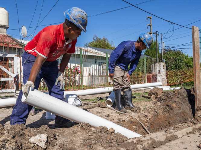 Se completa la red cloacal del barrio 1° de Mayo | Provincia de Buenos Aires